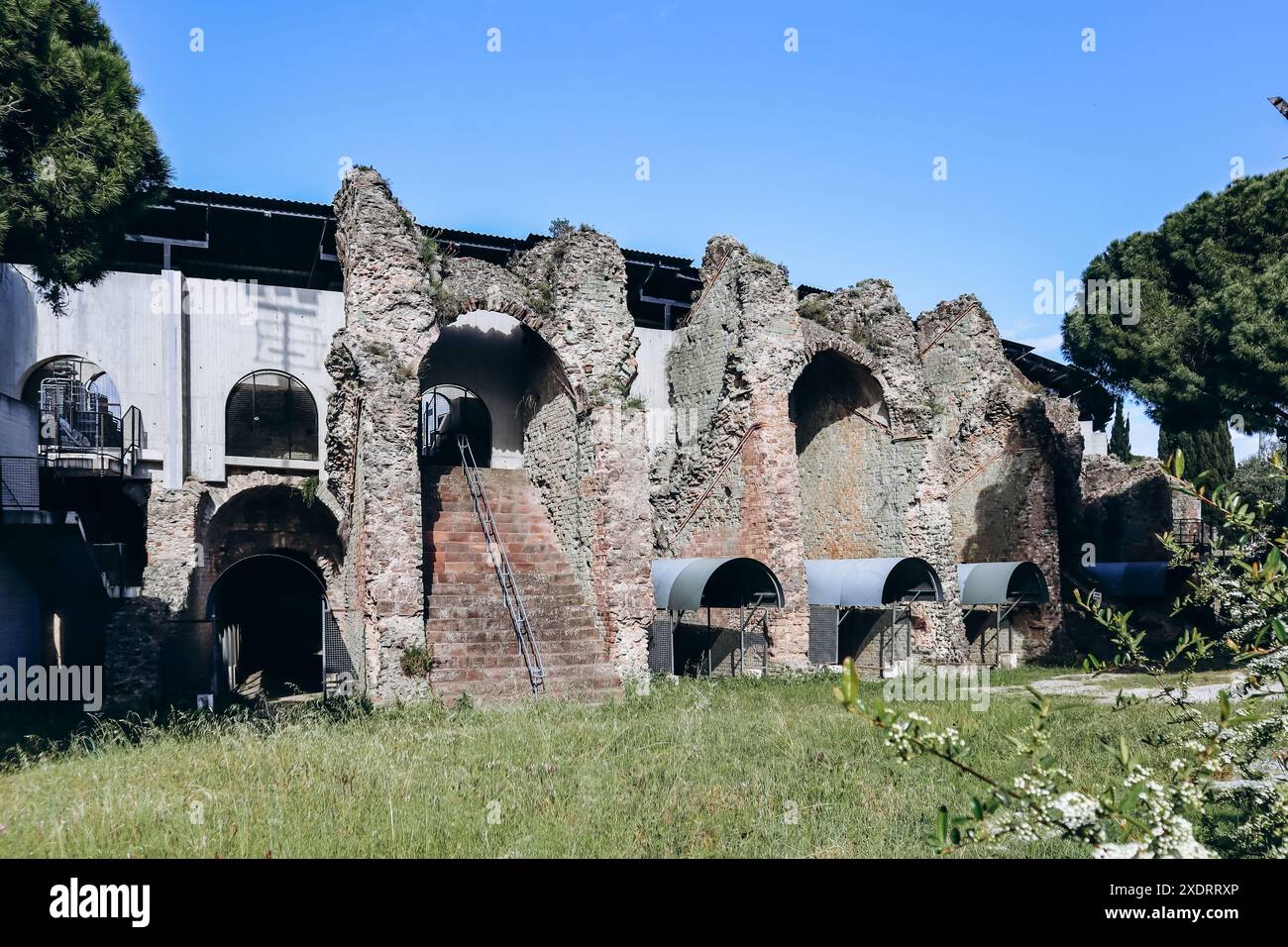 Roman amphitheatre in Frejus, on the French Riviera Stock Photo - Alamy