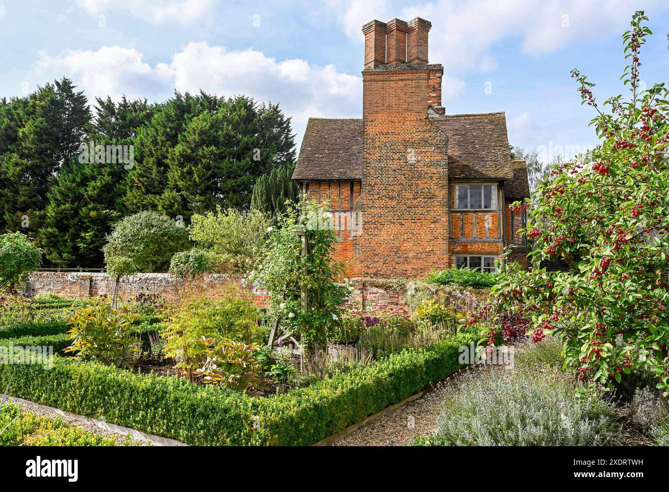 Tudor Kitchen Garden Tudor Kitchen Garden Hi Res Stock Photography And