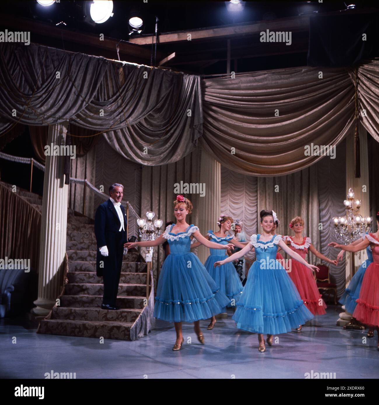 Die lustige Witwe, Fernsehfassung der Operette von Franz Lehar ...