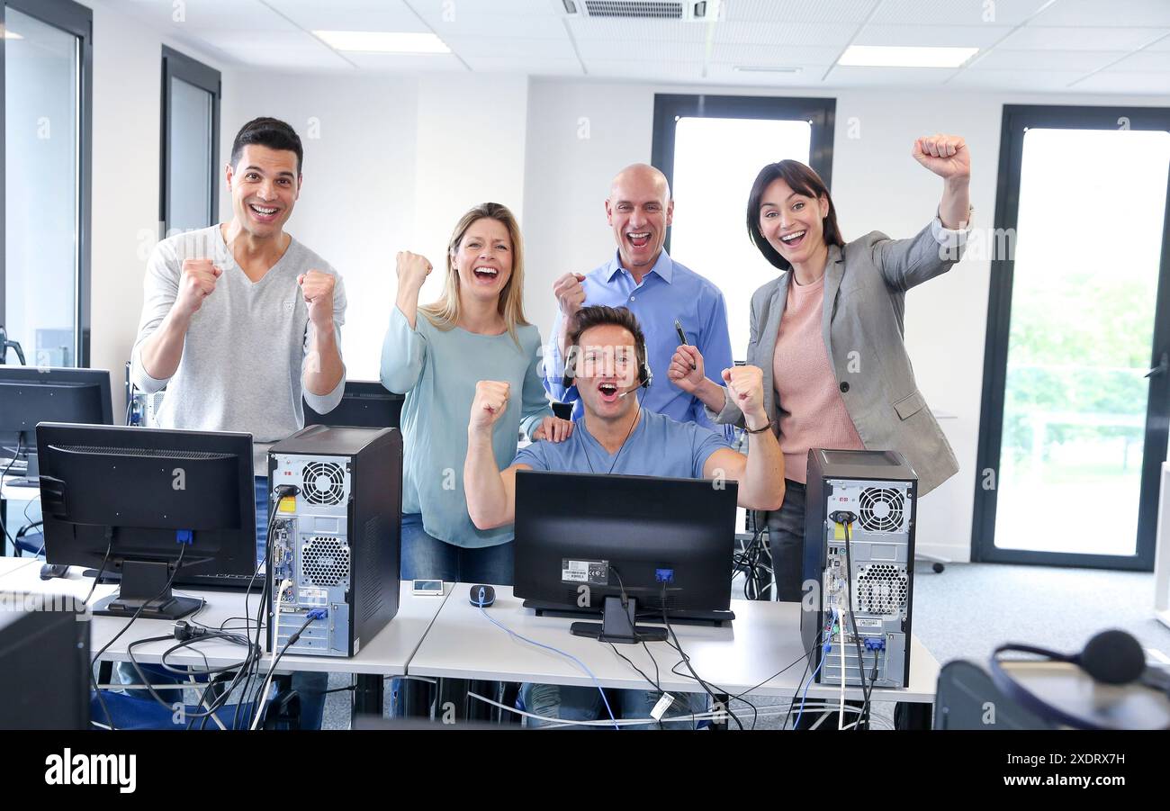 Team teachers. Computer Academy Stock Photo - Alamy