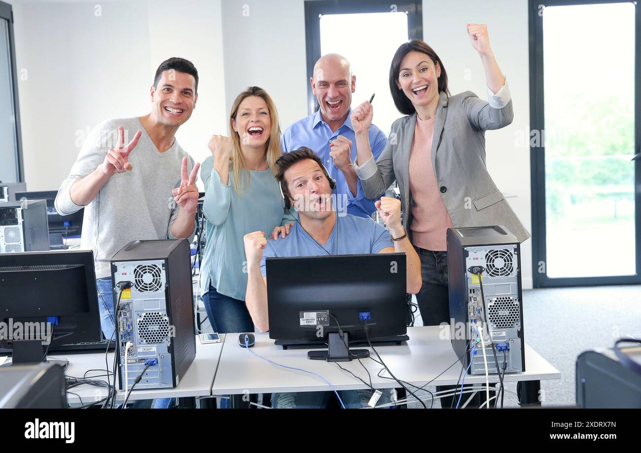 Team teachers. Computer Academy Stock Photo - Alamy
