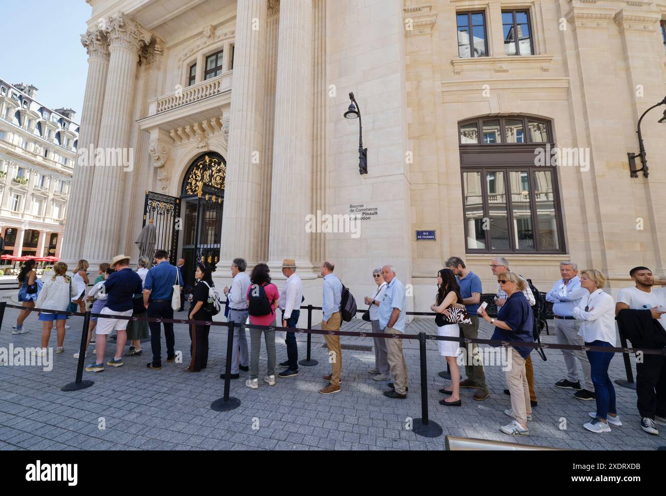 BOURSE DE COMMERCE PARIS Stock Photo - Alamy