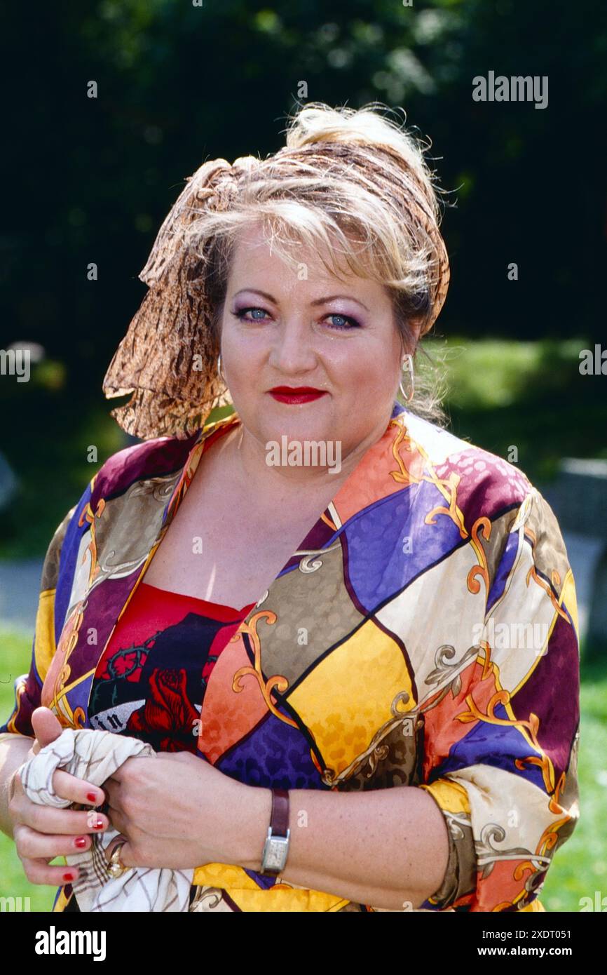 Marianne Sägebrecht, populäre deutsche Schauspielerin und Kabarettistin ...