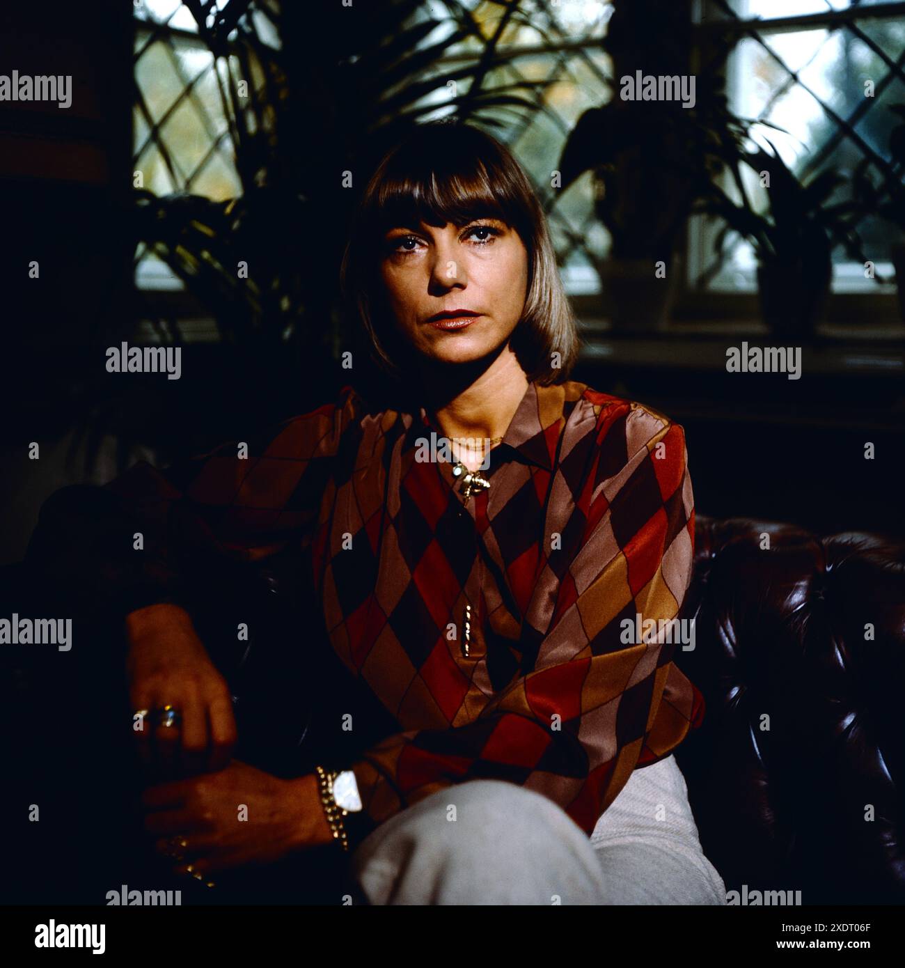 Judy Winter, deutsche Schauspielerin, Portrait, 1976 Stock Photo - Alamy