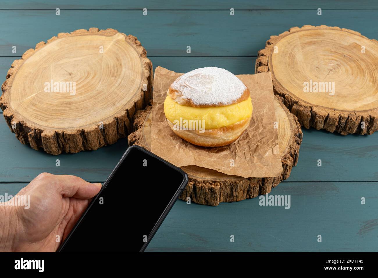 Brazilian cream donuts traditional hi-res stock photography and images ...