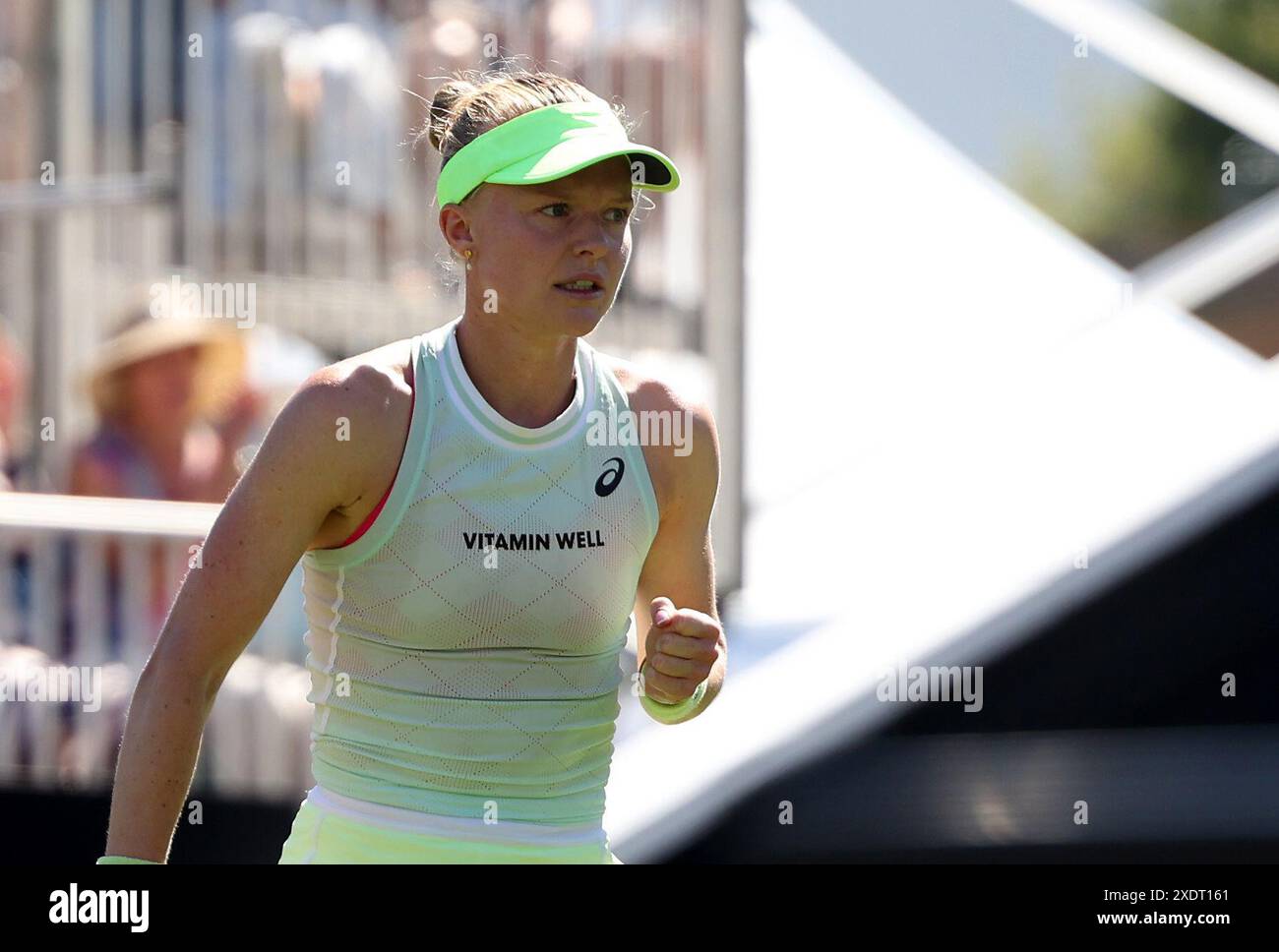 Harriet Dart celebrates winning a point against Marie Bouzkova (not ...