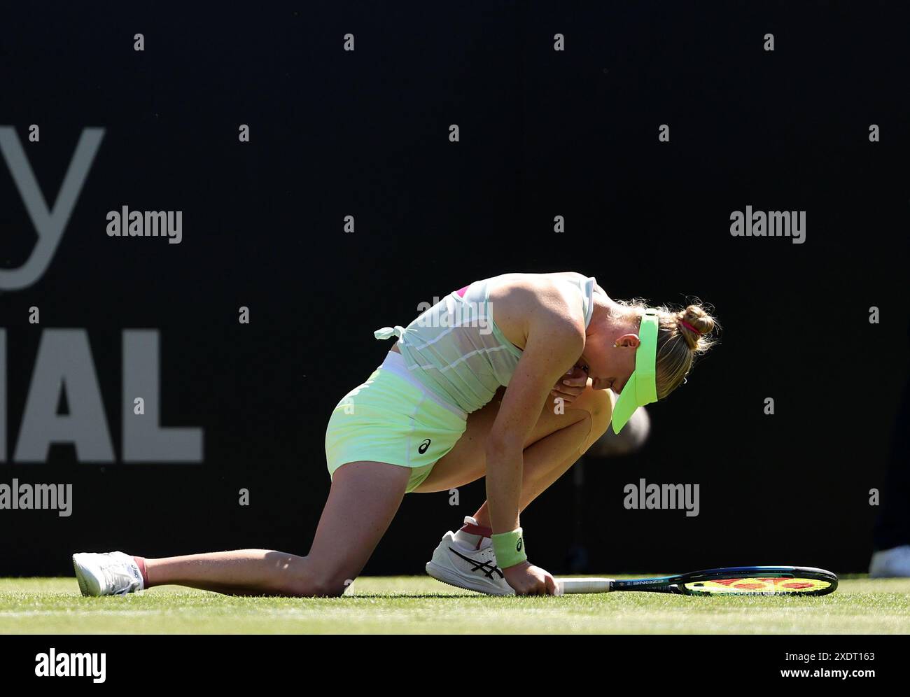 Harriet Dart shows dejection after losing a point against Marie ...