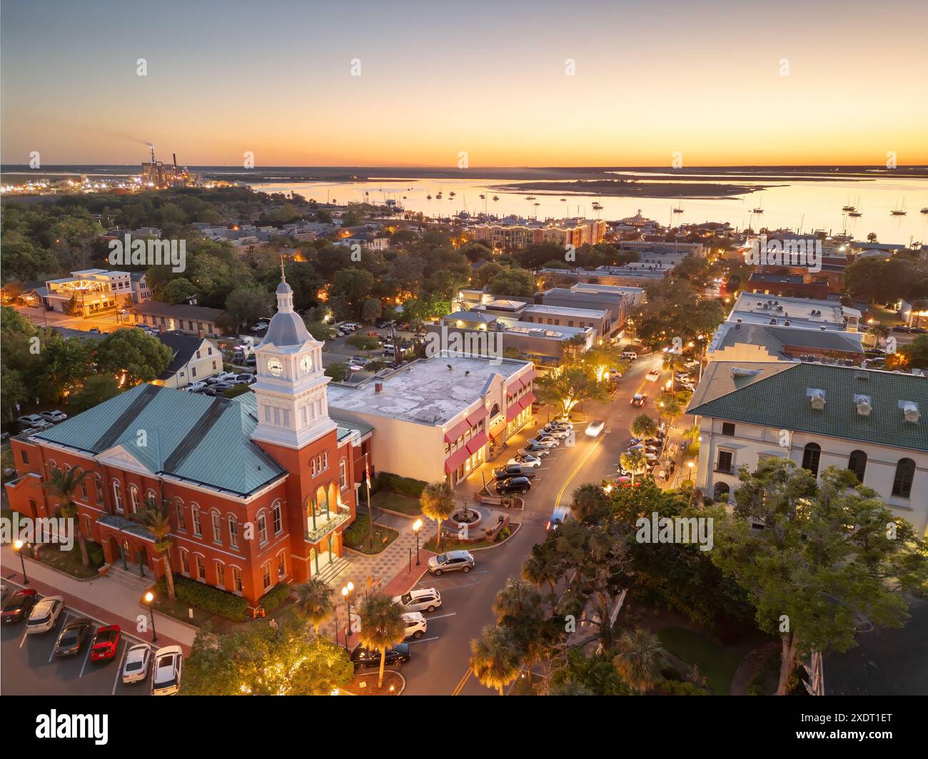 Fernandina Beach, Florida, USA historic downtown cityscape at dusk ...