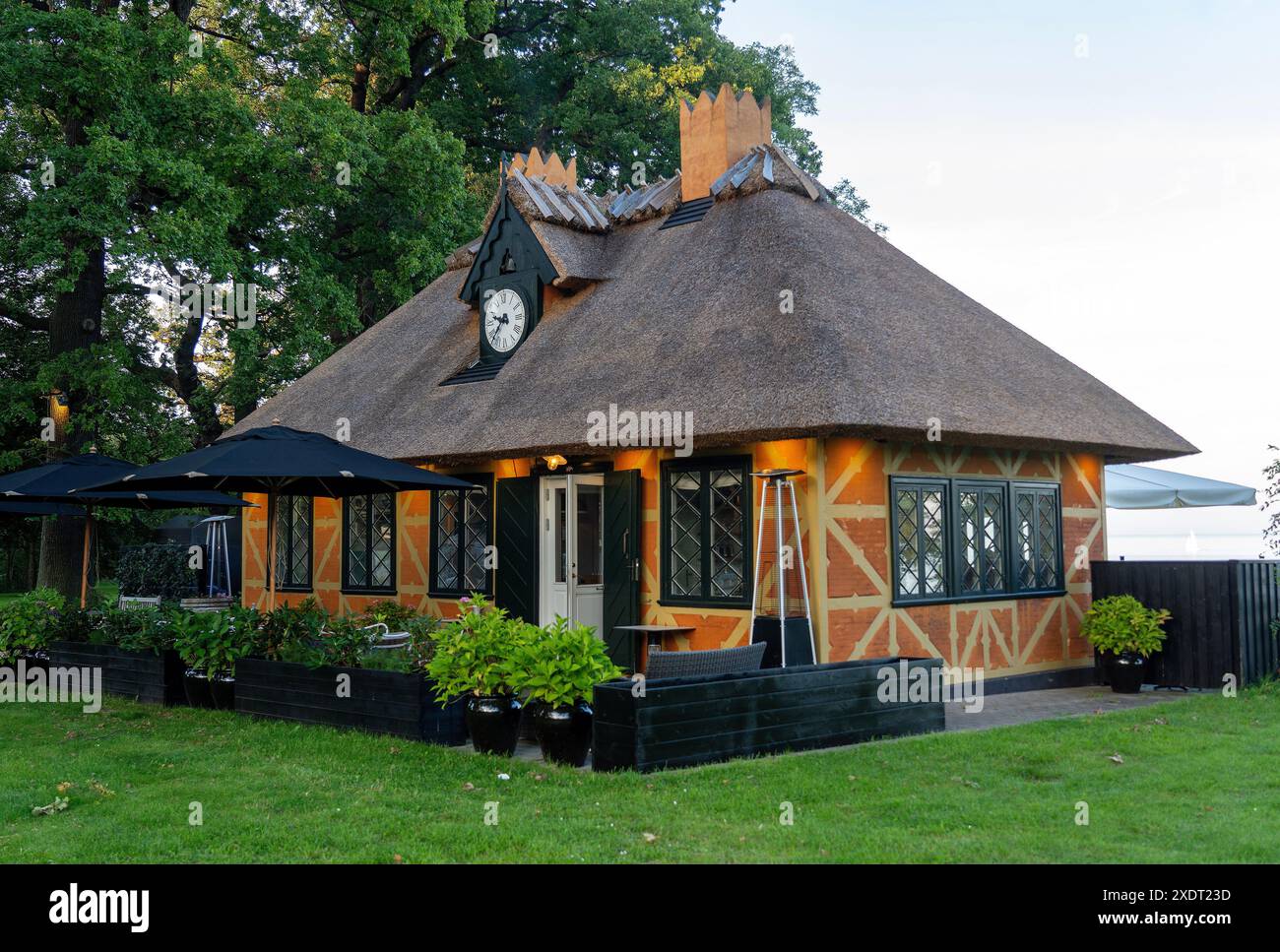 Den Gule Cottage,Kampenborg,Denmark Stock Photo - Alamy