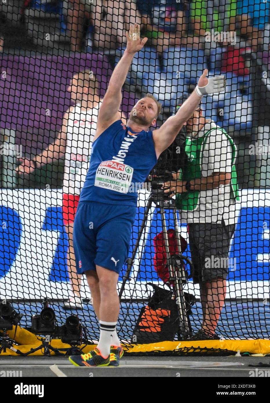 Eivind Henriksen of Norway competing in the men’s hammer final at the ...