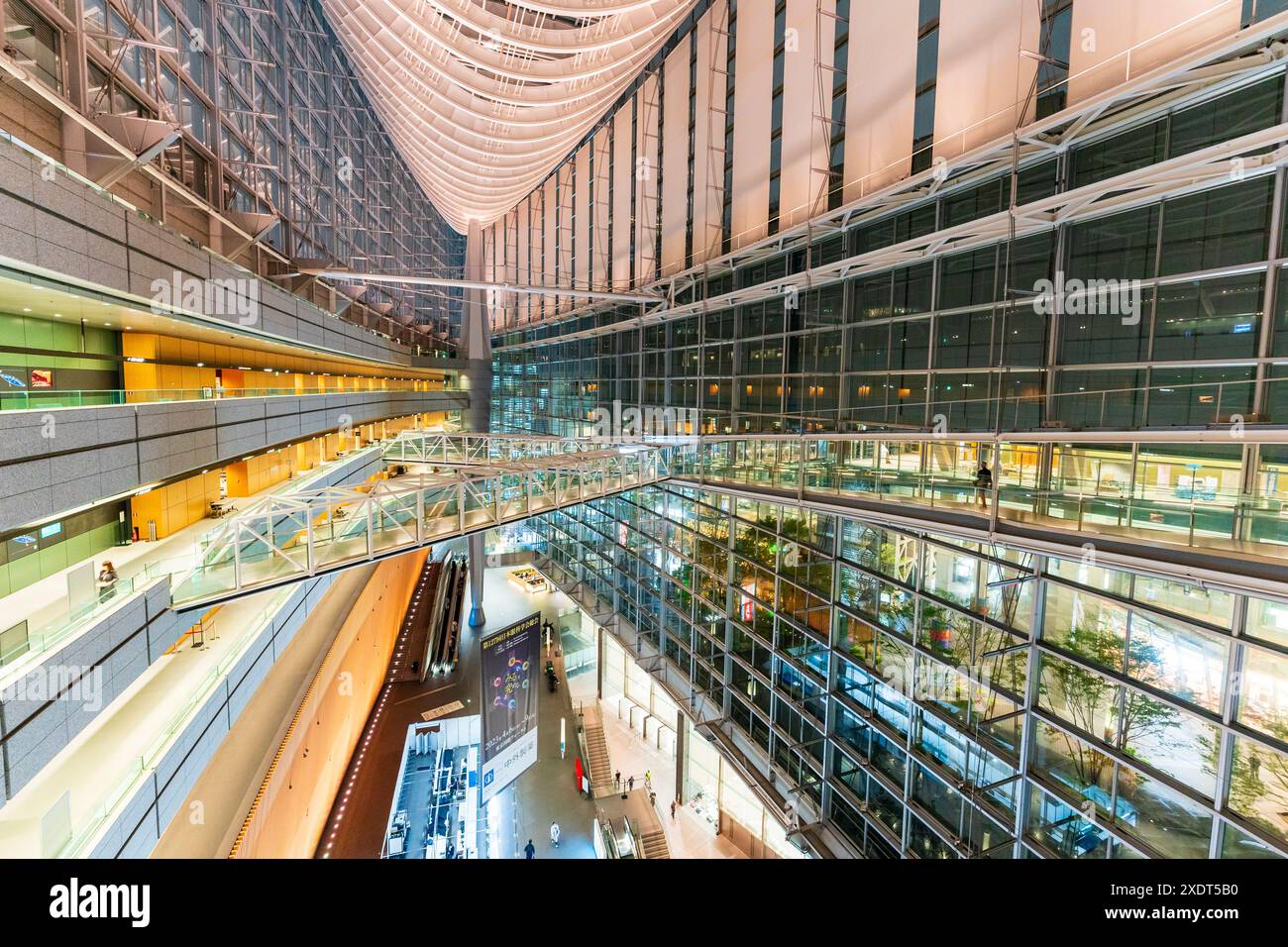 Inside the international forum building hi-res stock photography and ...