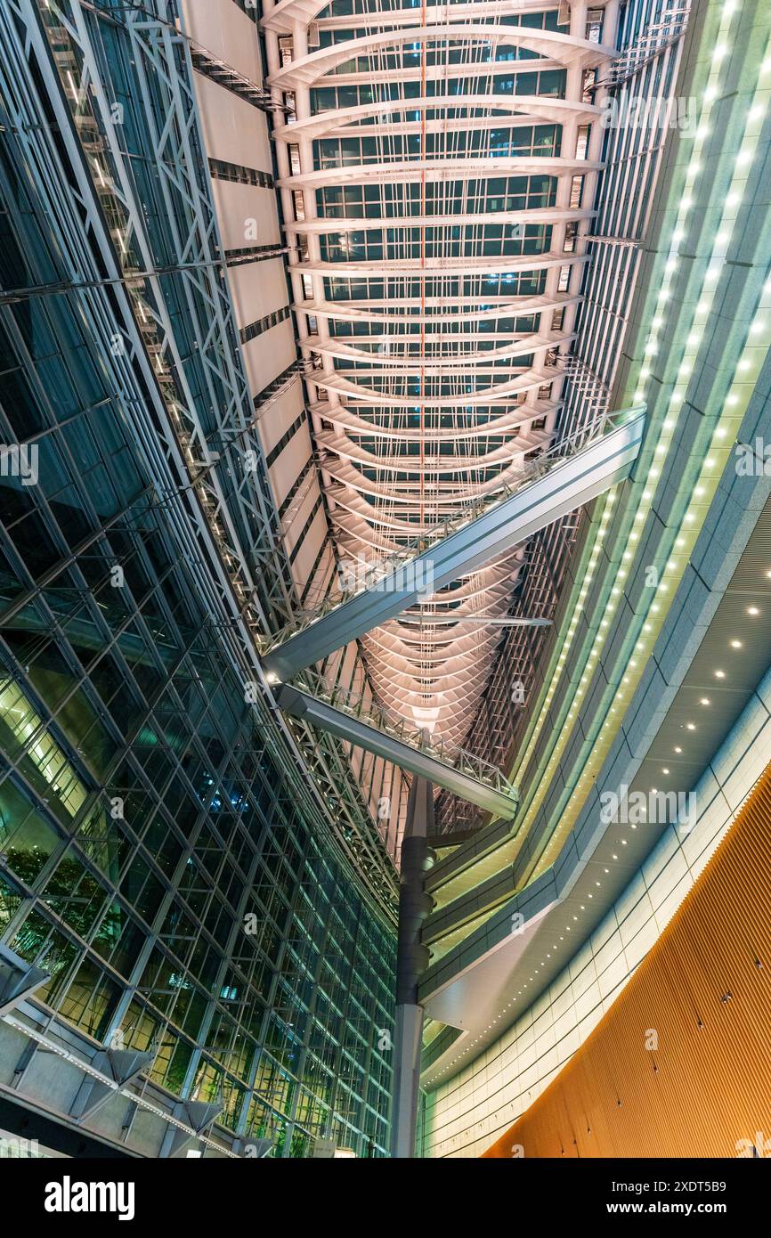 Night view along inside hi-res stock photography and images - Alamy