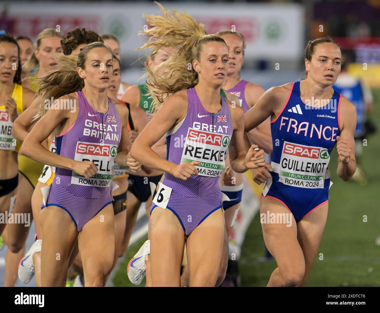 Georgie Bell, Jemma Reekie of Great Britain and Agathe Guillemont of ...