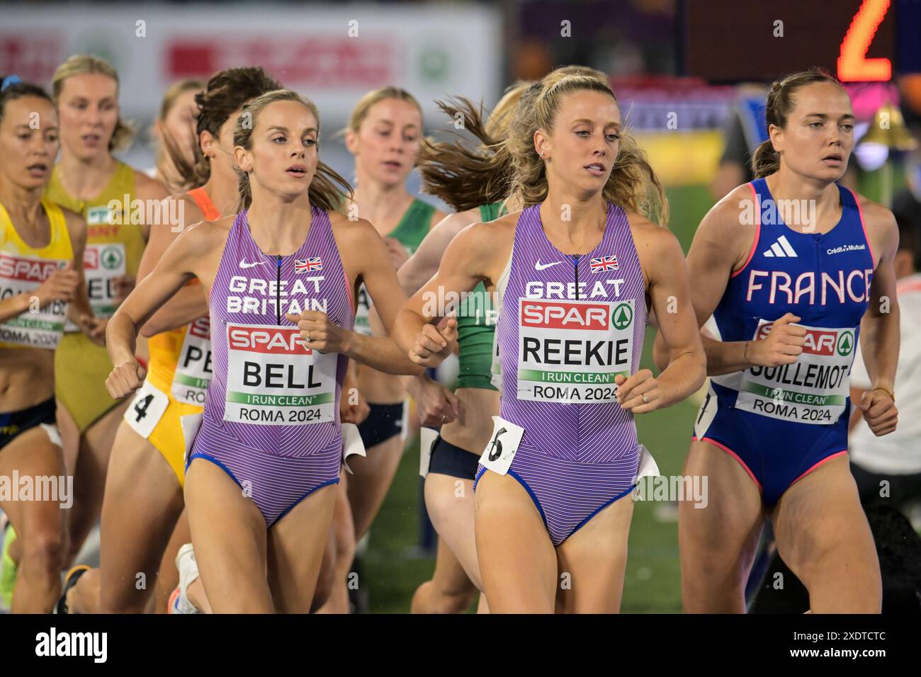 Georgie Bell, Jemma Reekie of Great Britain and Agathe Guillemont of ...