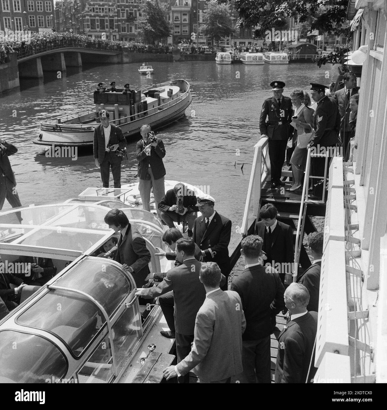 Beatles - Beatlemania in The Netherlands - Beatles on tourboat through ...