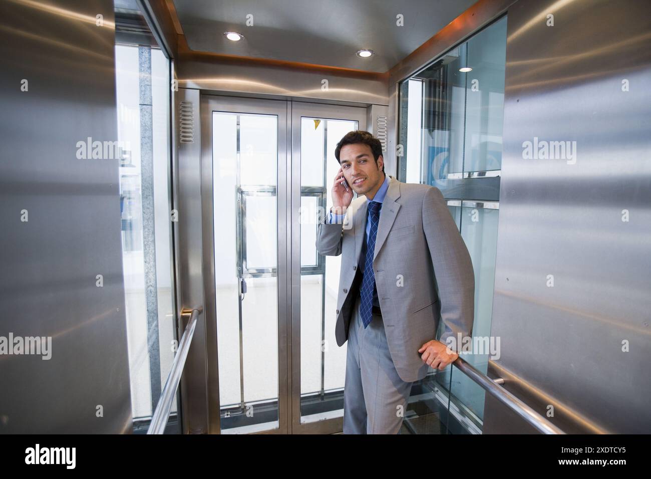Elevator at train stations hi-res stock photography and images - Alamy