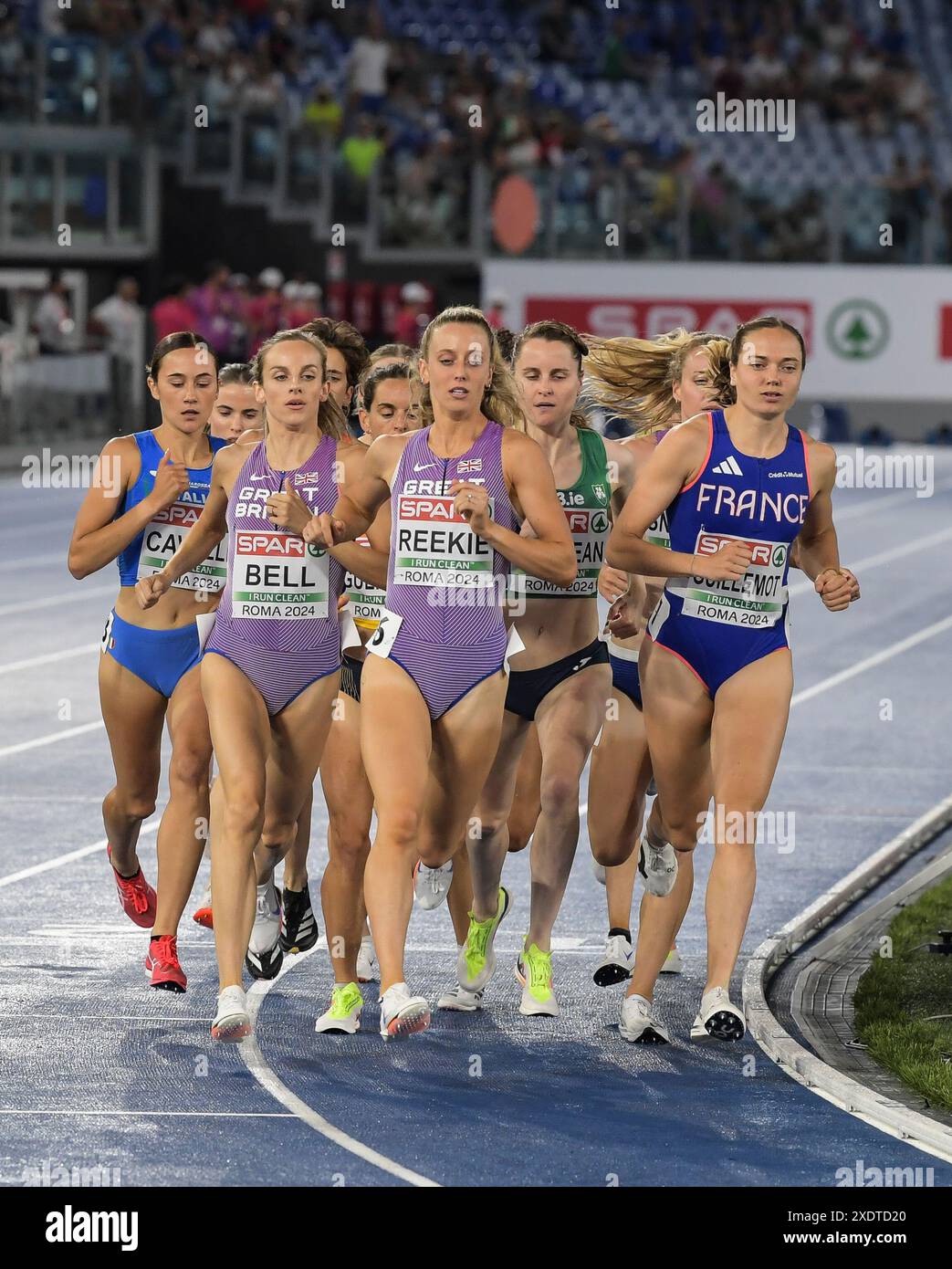 Georgie Bell, Jemma Reekie of Great Britain and Agathe Guillemont of ...