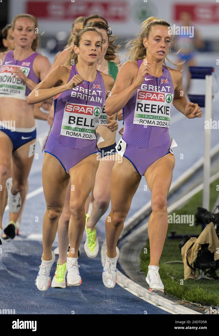 Georgie Bell and Jemma Reekie of Great Britain competing in the women’s ...