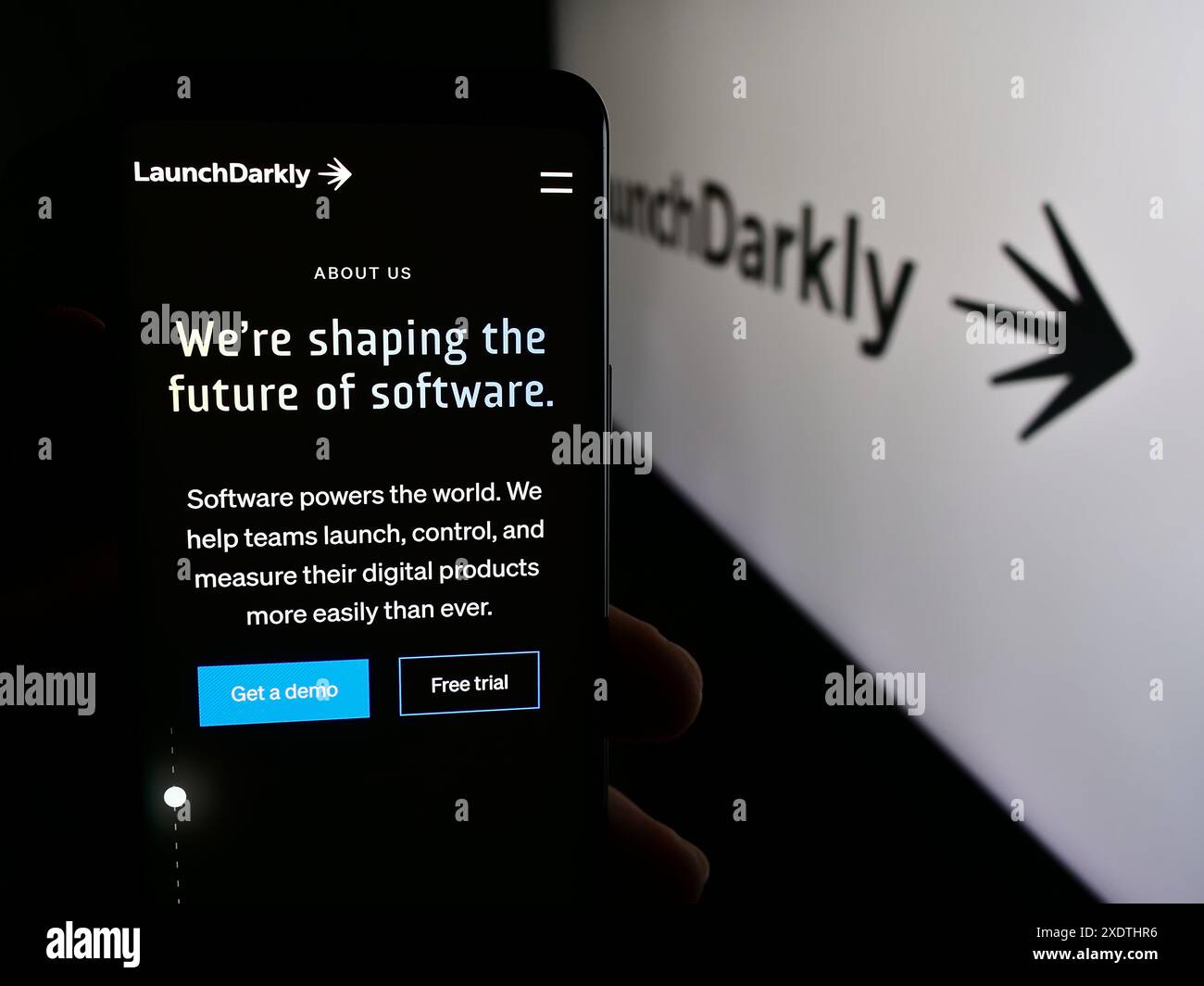 Launchdarkly logo hi-res stock photography and images - Alamy