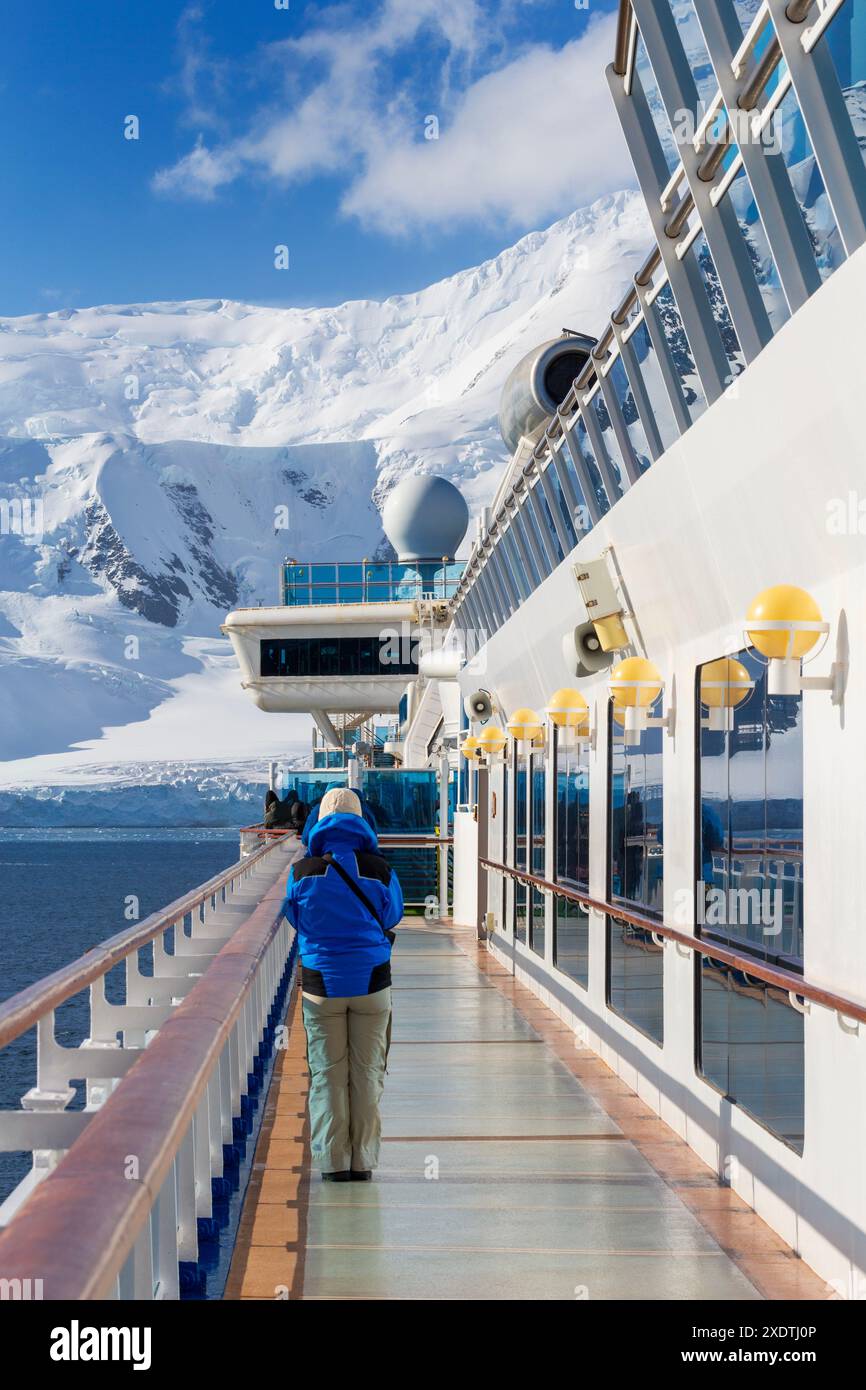 Sapphire Princess cruise ship, Livingston Island, South Shetland ...