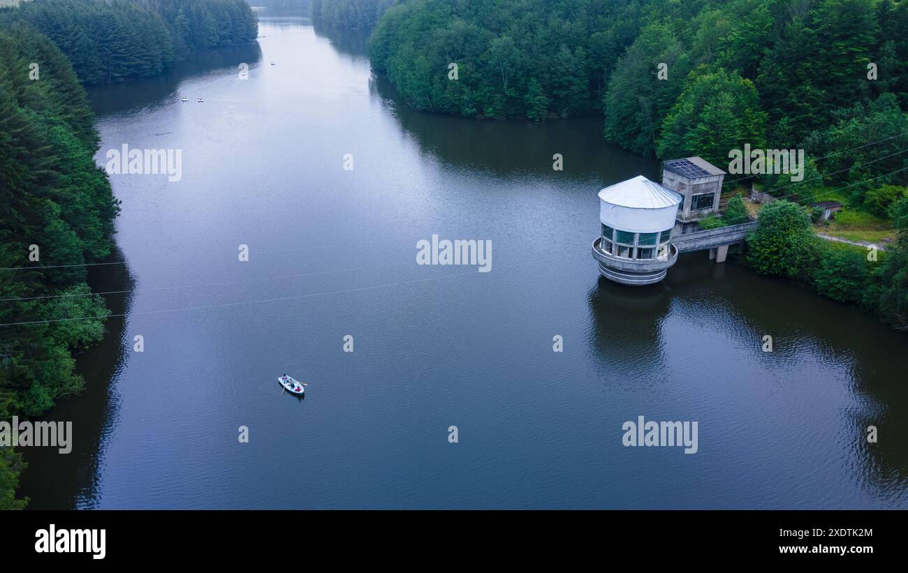 Rowing boat from above hi-res stock photography and images - Alamy