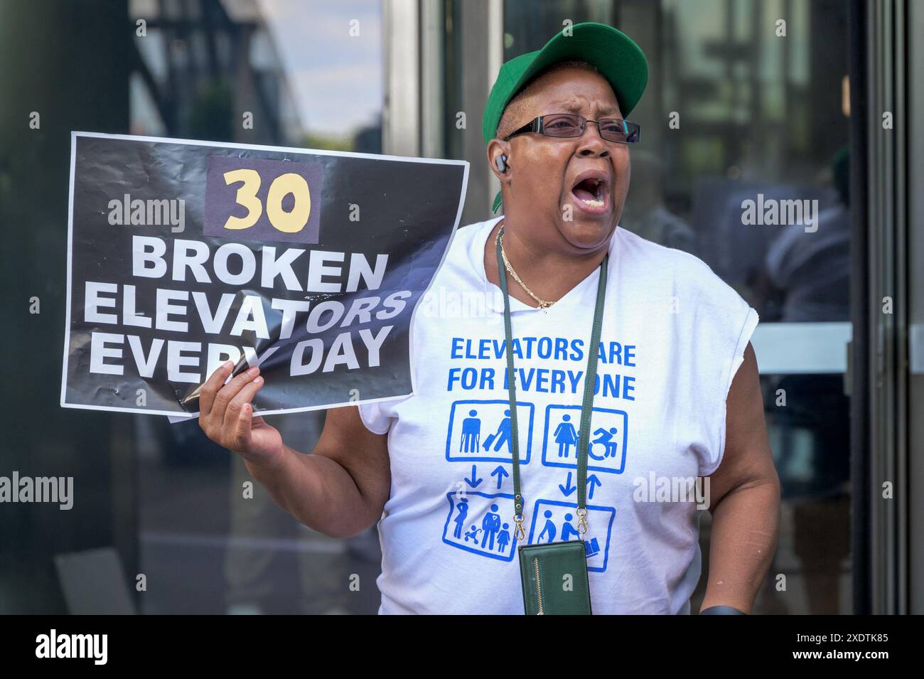 Broken subway elevator hi-res stock photography and images - Alamy