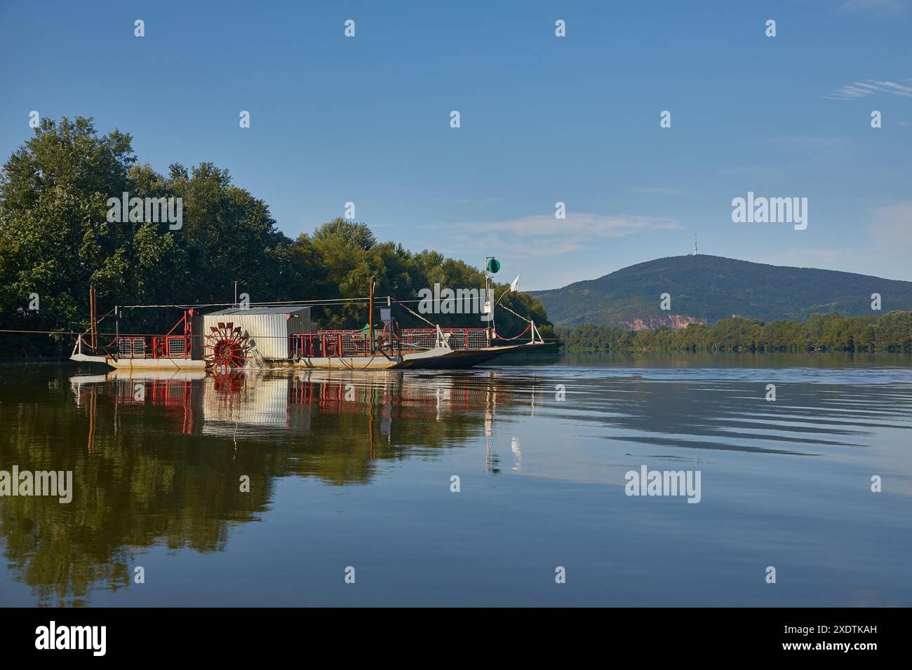 Cable propelled hi-res stock photography and images - Alamy