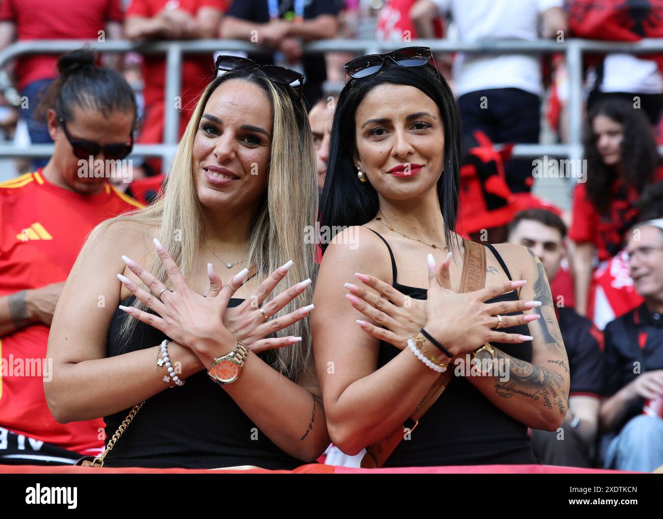 Albanian fans hi-res stock photography and images - Alamy