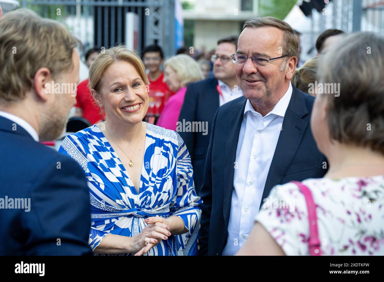 Berlin, Germany. 24th June, 2024. Boris Pistorius (SPD, r), Federal ...