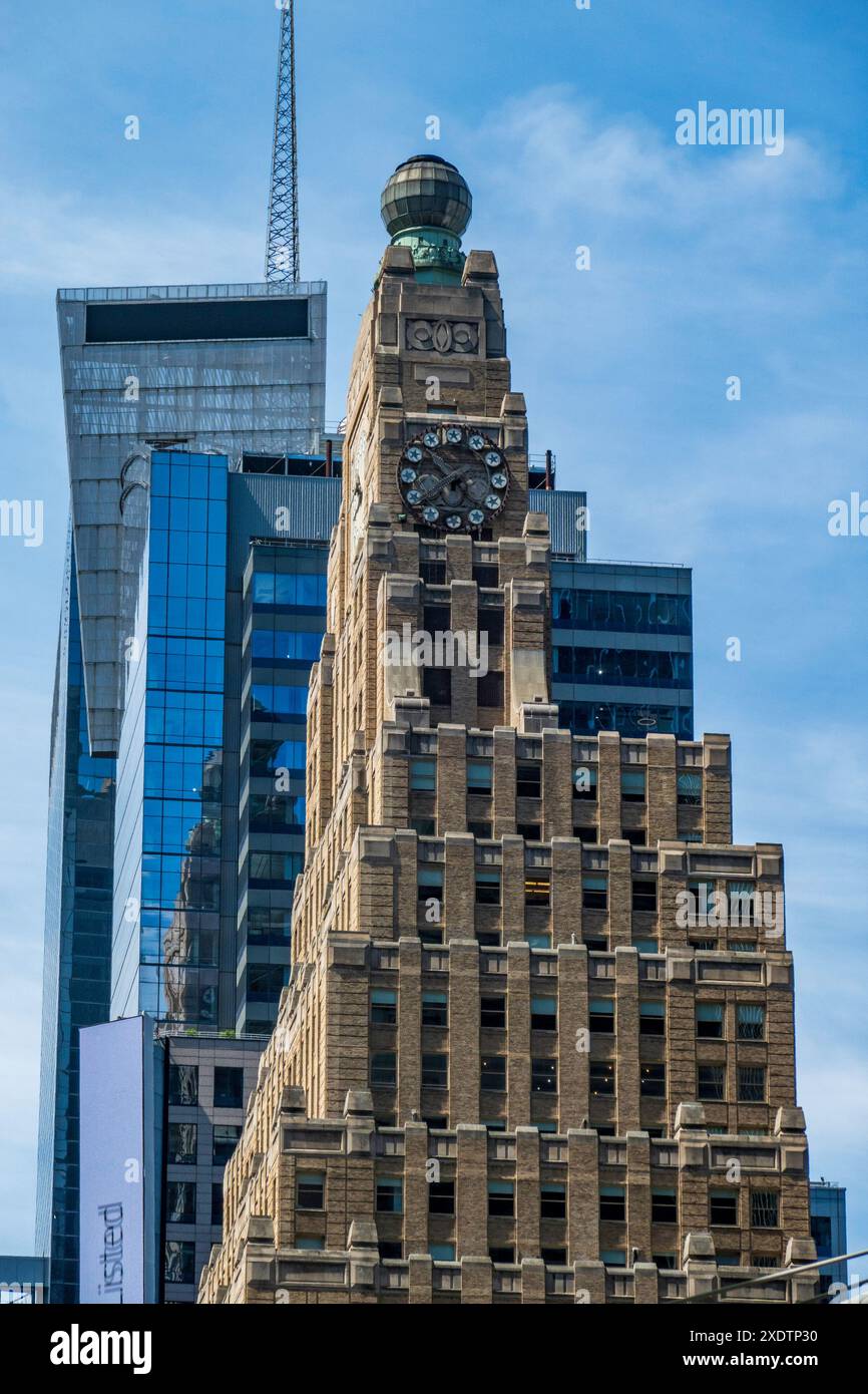 Looking up at the landmark Paramount Building, 1501 Broadway, New York ...