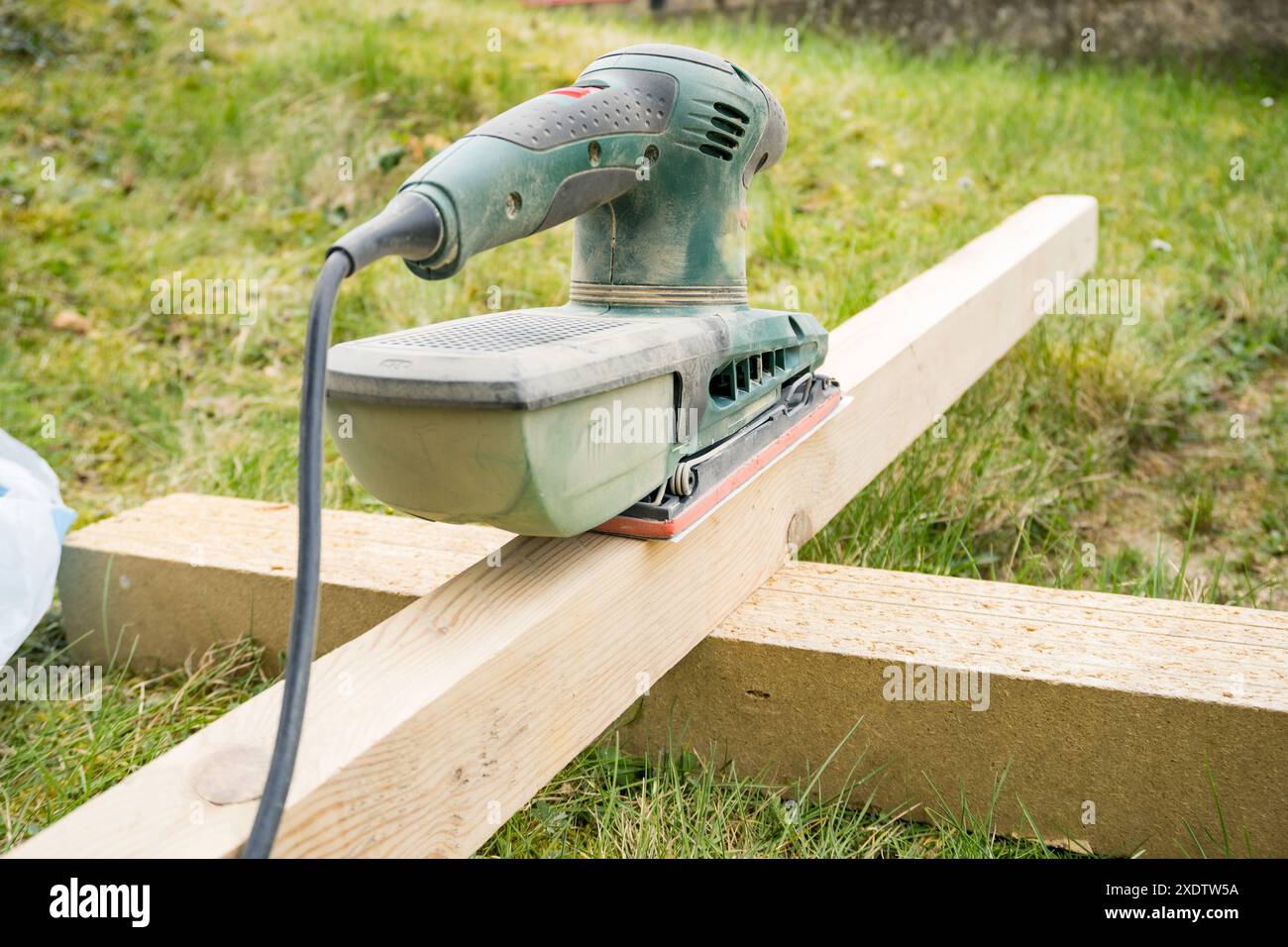 Close up work electric planer hi-res stock photography and images - Alamy