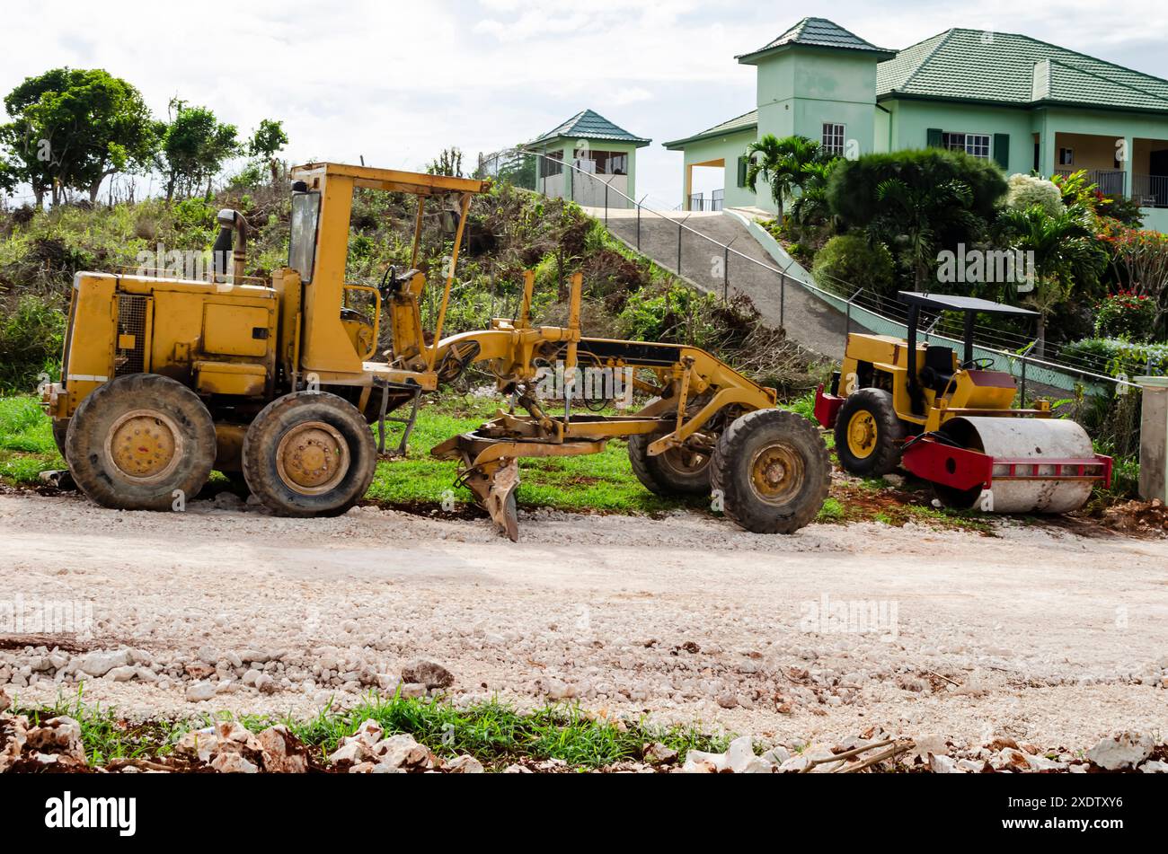 Blade grader tool hi-res stock photography and images - Alamy