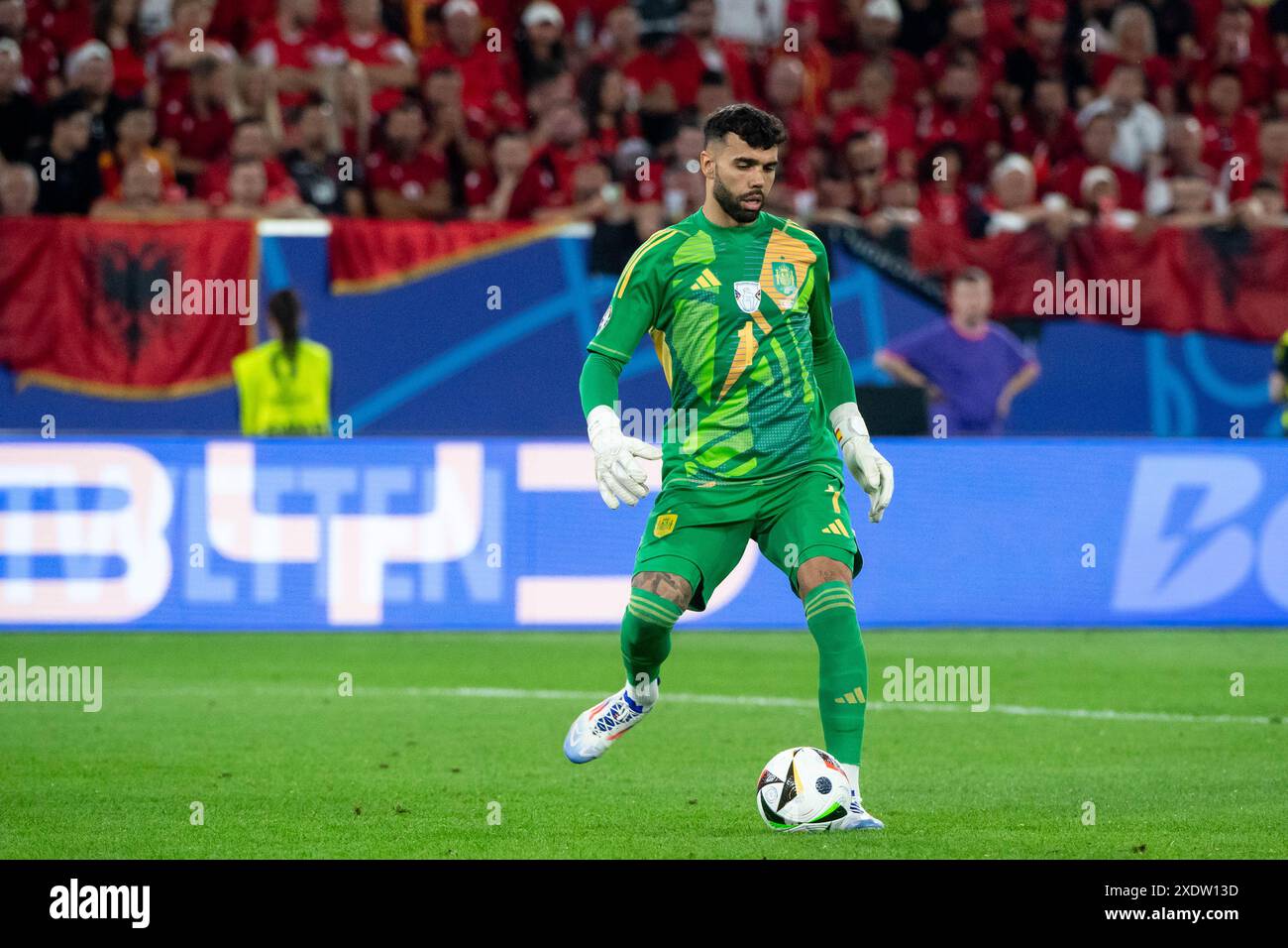 David Raya (Spanien, #01) am Ball, GER, Albania (ALB) vs Spain (ESP ...