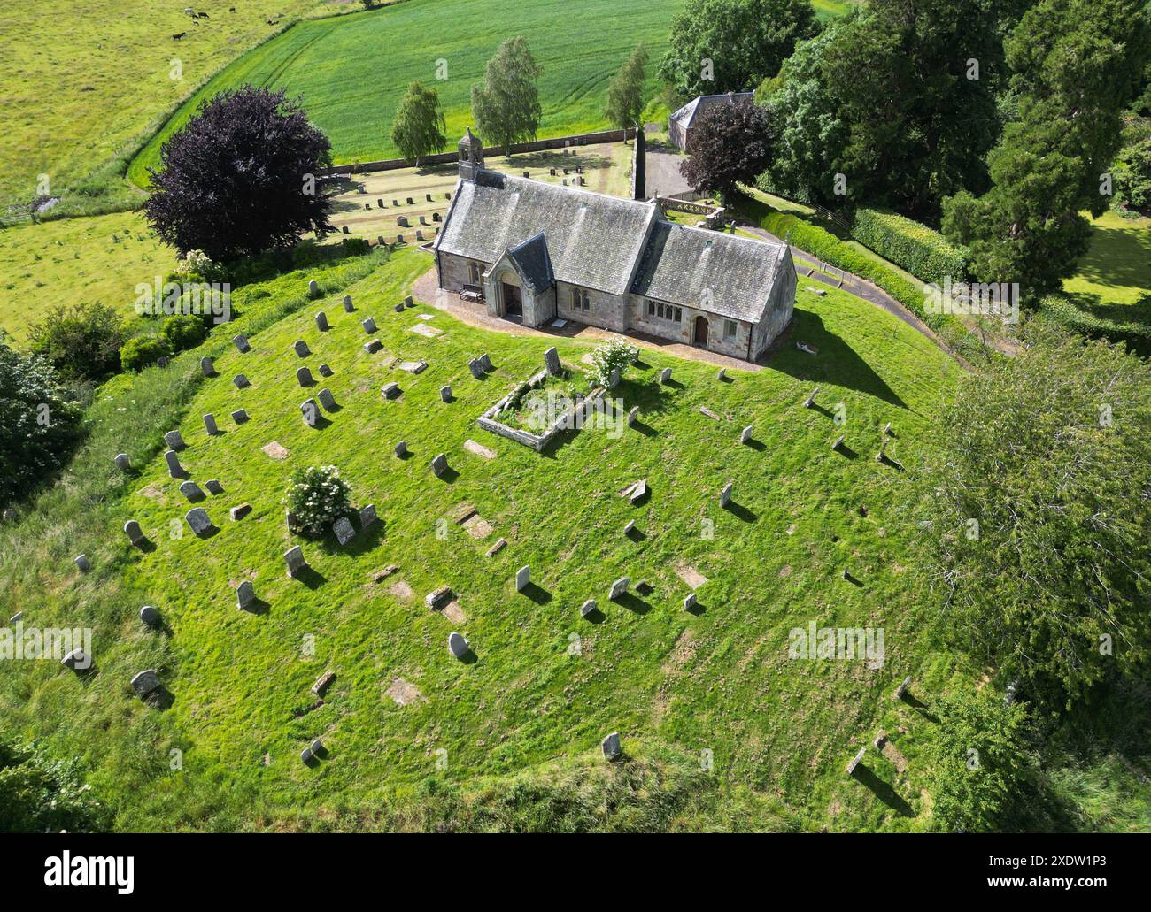 Morebattle village hi-res stock photography and images - Alamy