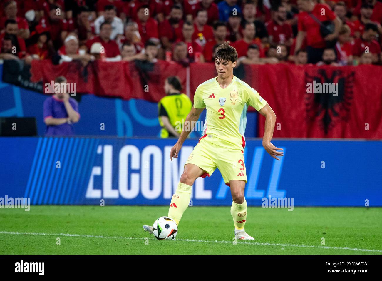 Robin Aime Le Normand (Spanien, #03) am Ball, GER, Albania (ALB) vs ...
