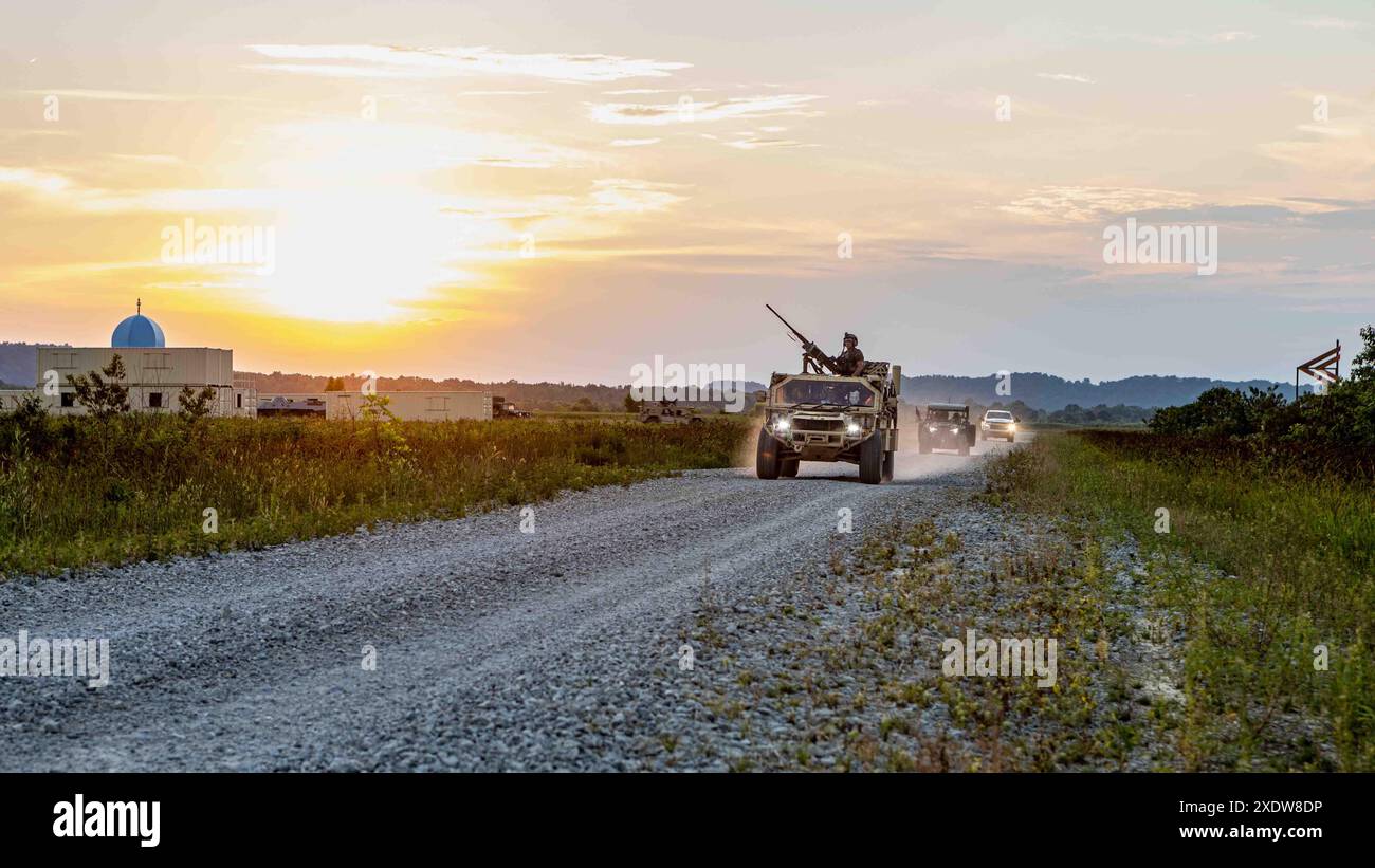 Members from 3rd Group Army Special Operations Command train with 2-138 ...