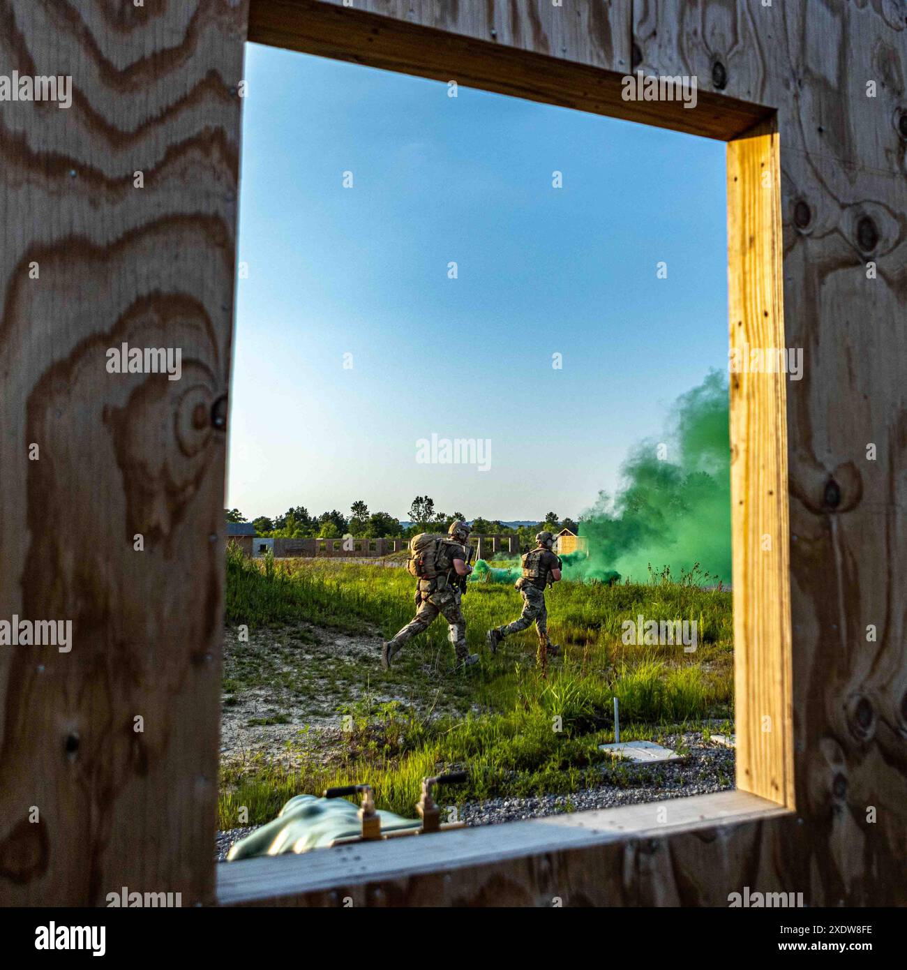 Members from 3rd Group Army Special Operations Command train with 2-138 ...