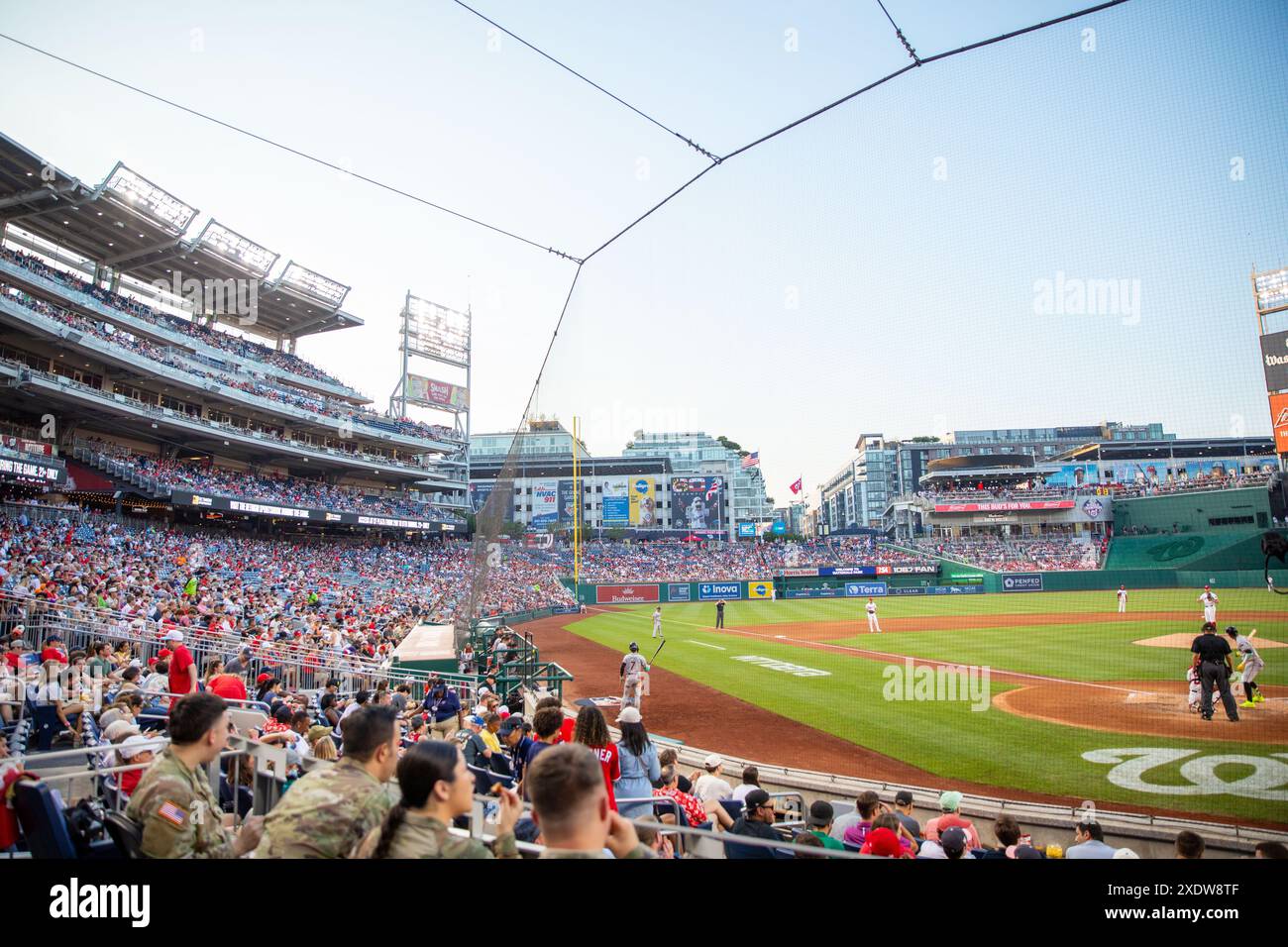 Soldiers assigned to the 3d U.S. Infantry Regiment (The Old Guard ...