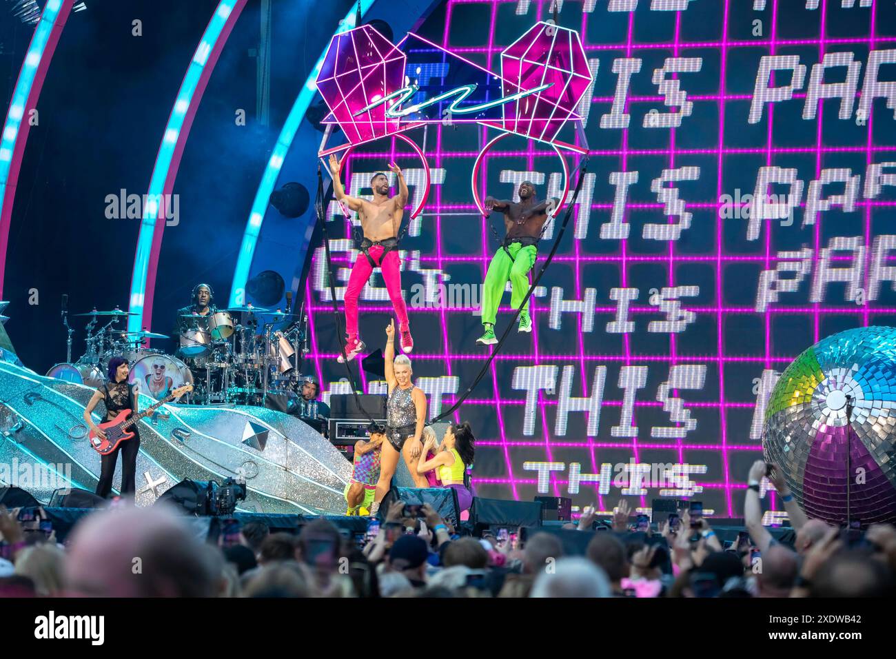 Pink anfield hi-res stock photography and images - Alamy