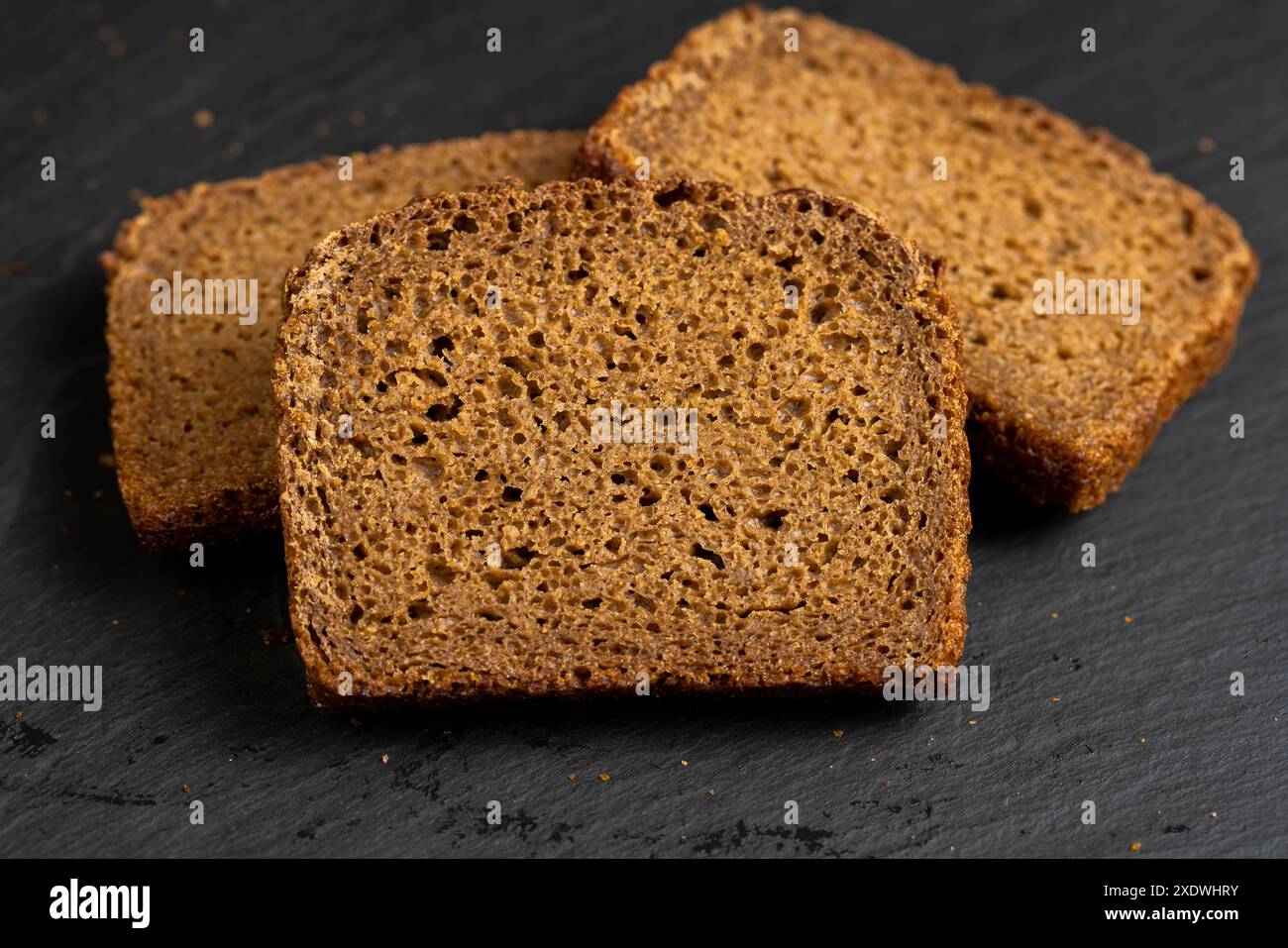 Slate bread board hi-res stock photography and images - Alamy