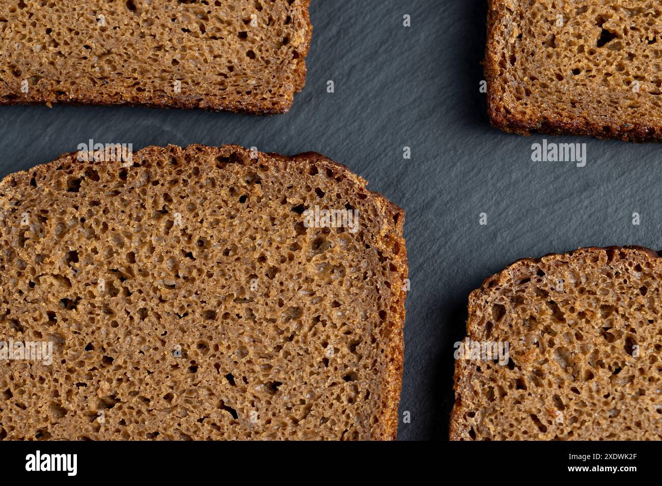 Slate bread board hi-res stock photography and images - Alamy