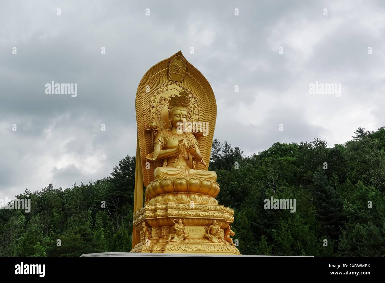 13 meter high bronze statue with gilding surface, located in the North ...