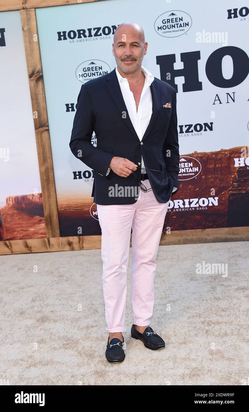 Billy Zane arriving to the “Horizon: An American Saga Chapter 1” Los ...