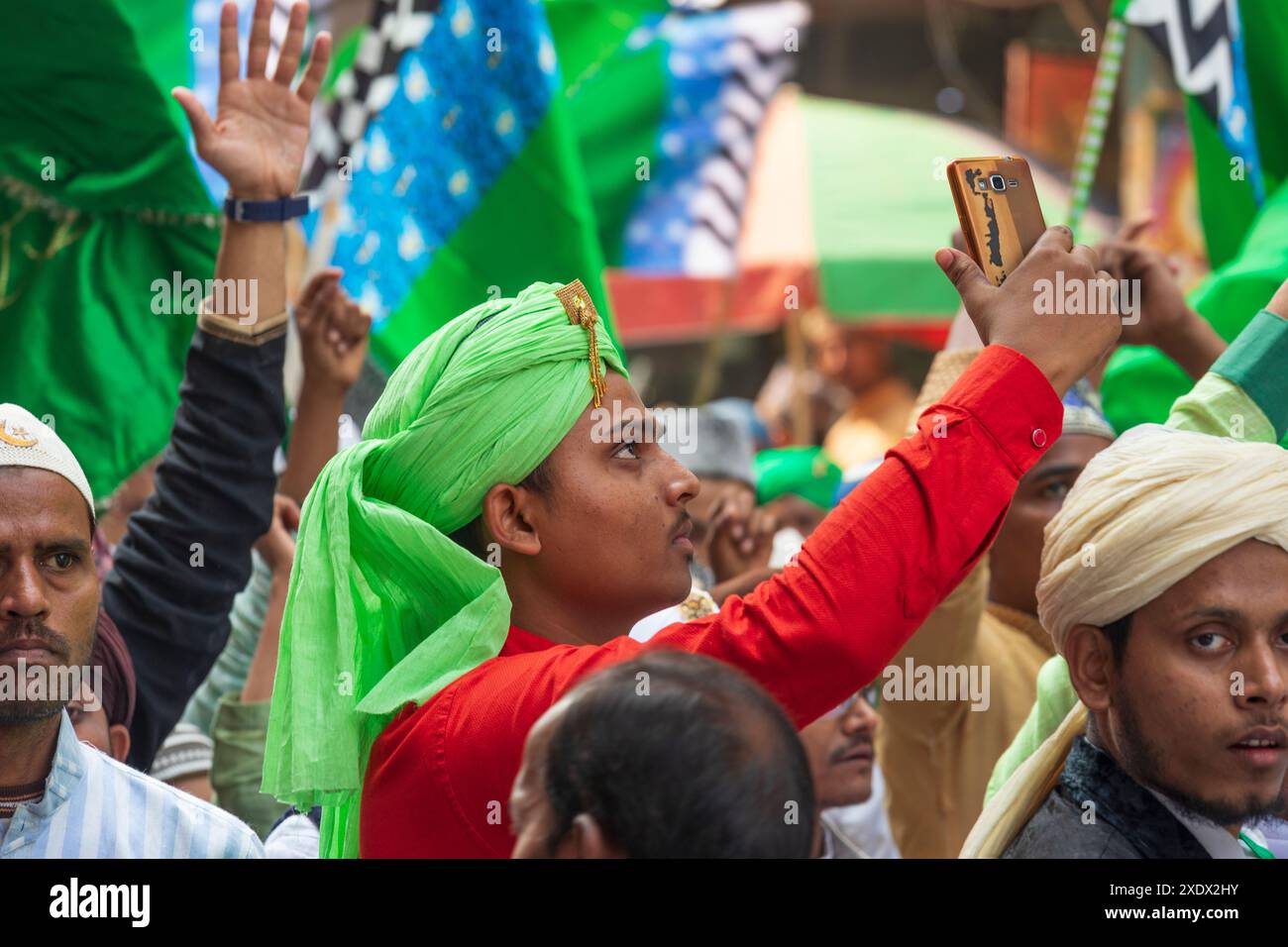 India, Uttar Pradesh, Varanasi. Muslims celebrate the Prophet's ...