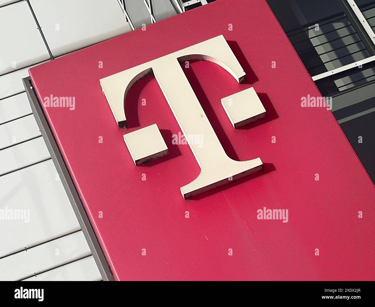 Außenwerbung Logo Telekom *** Outdoor advertising Telekom logo ...