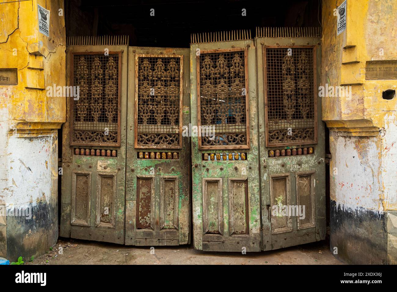 India, West Bengal, Kolkata, Bow Bazaar. Carved wooden gate Stock Photo ...