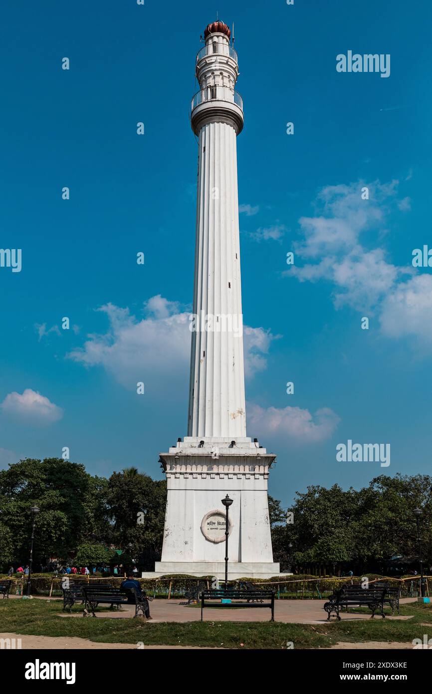 India, West Bengal, Kolkata, Maidan. The Shaheed Minar pillar at Esplanade Stock Photo - Alamy