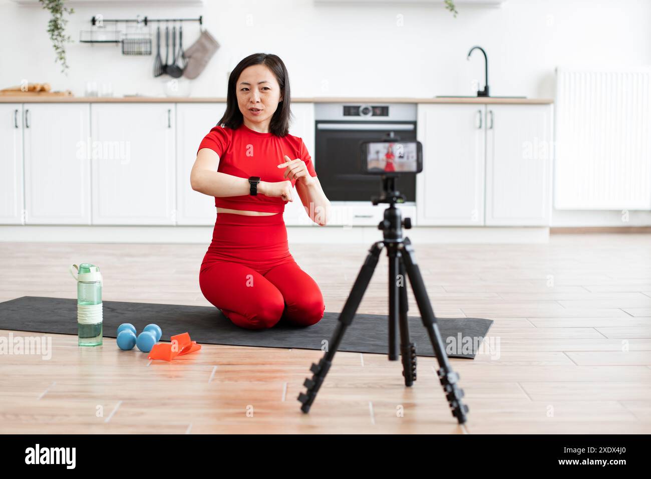 Fitness influencer sporty woman workout hi-res stock photography and ...