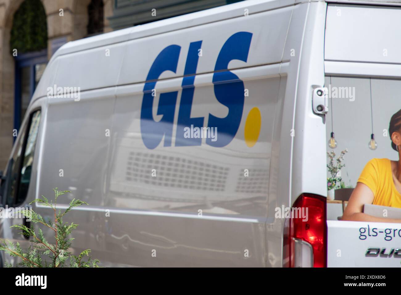 Bordeaux , France - 06 23 2024 : GLS General Logistics Systems logo ...
