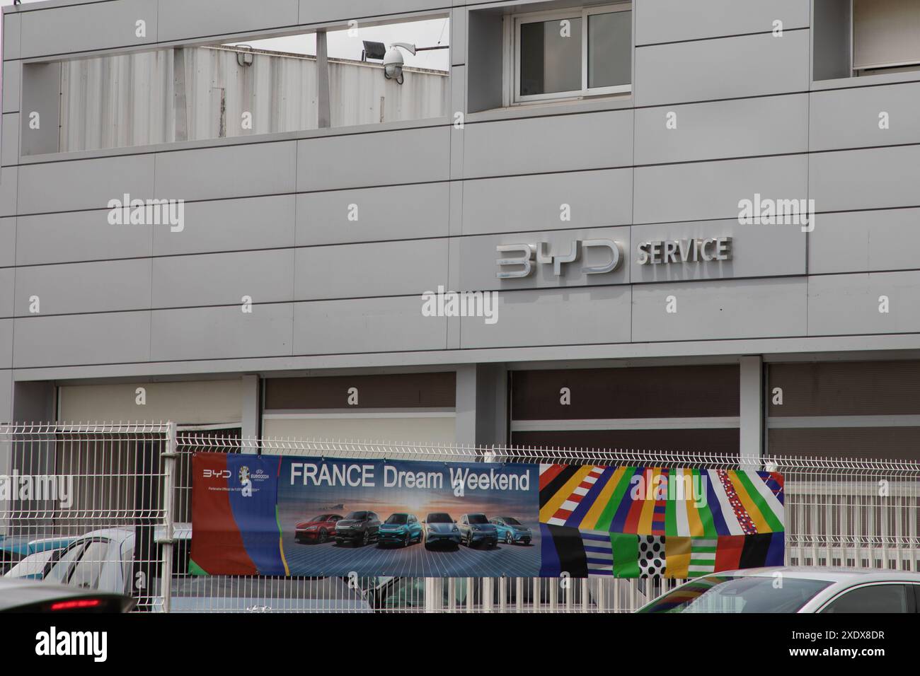 Bordeaux , France - 06 20 2024 : BYD built your dream China car ...